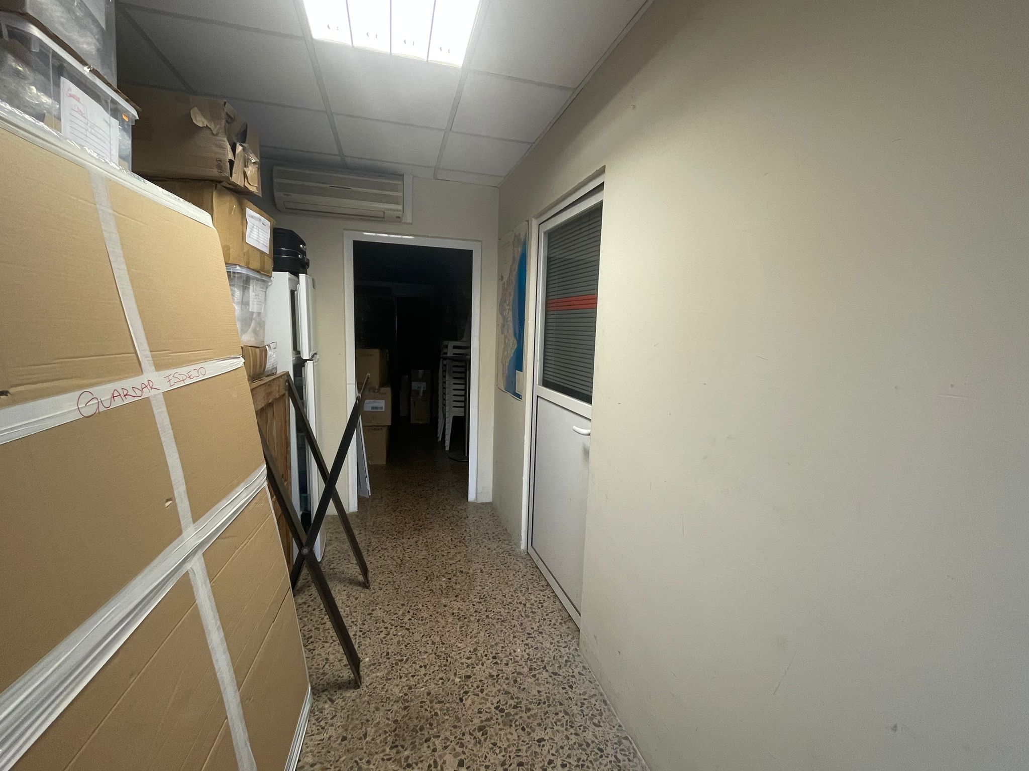 Local comercial en zona supermercado Economy Cash de Albal ...
